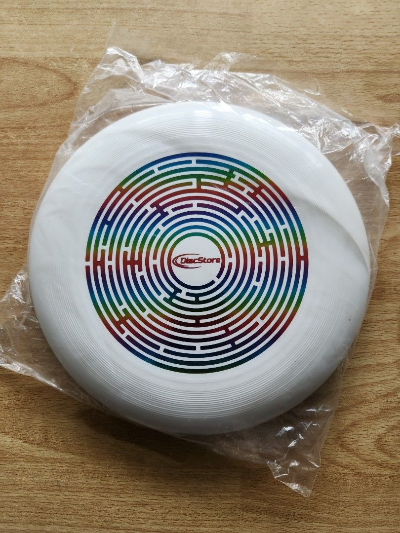 Ultimate frisbee disc, Sports Equipment, Other Sports Equipment and ...