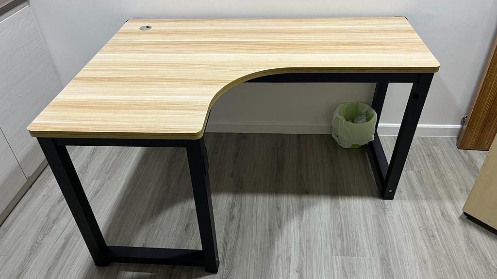 UMD L-shaped Study Table, Furniture & Home Living, Furniture, Tables ...
