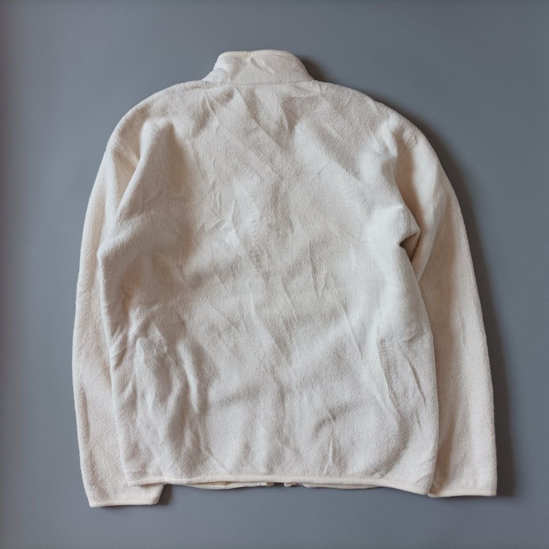 Uniqlo reversible fleece pria cream, Fesyen Pria, Pakaian , Baju Luaran ...