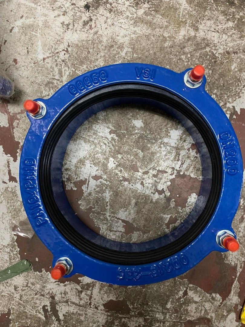 Universal Flange adapter, Commercial & Industrial, Construction Tools ...