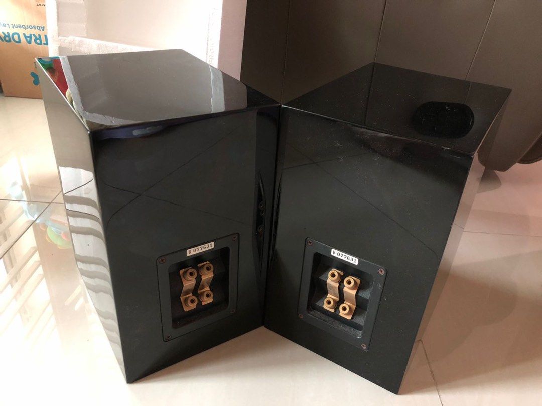 Usher S520 Bookshelf speakers and s525 centre , Audio, Soundbars ...