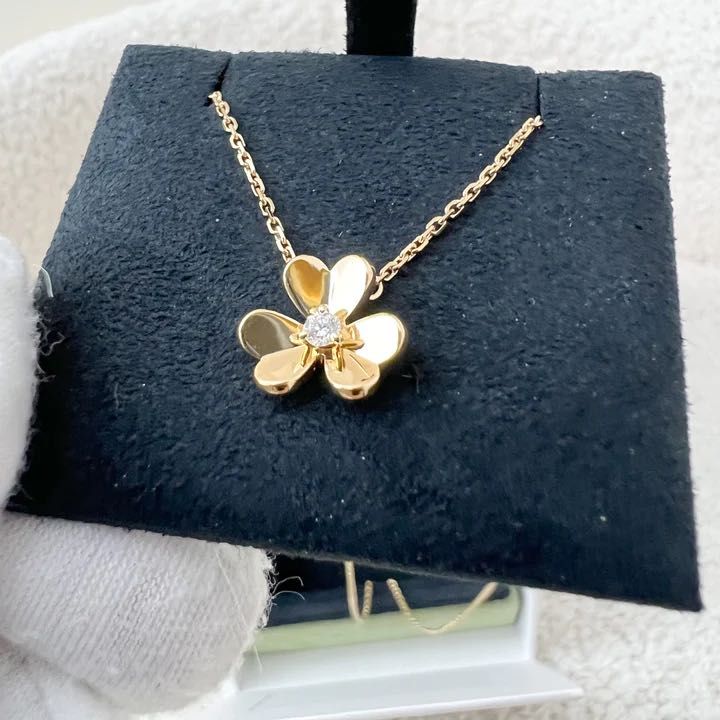 Van Cleef & Arpels VCA Mini Model Frivole Pendant Necklace with 1 ...