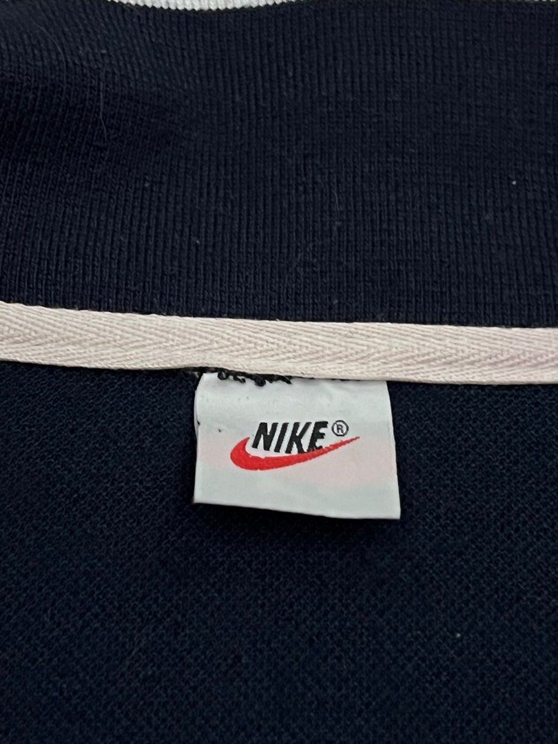 Vintage Nike Tag on Carousell