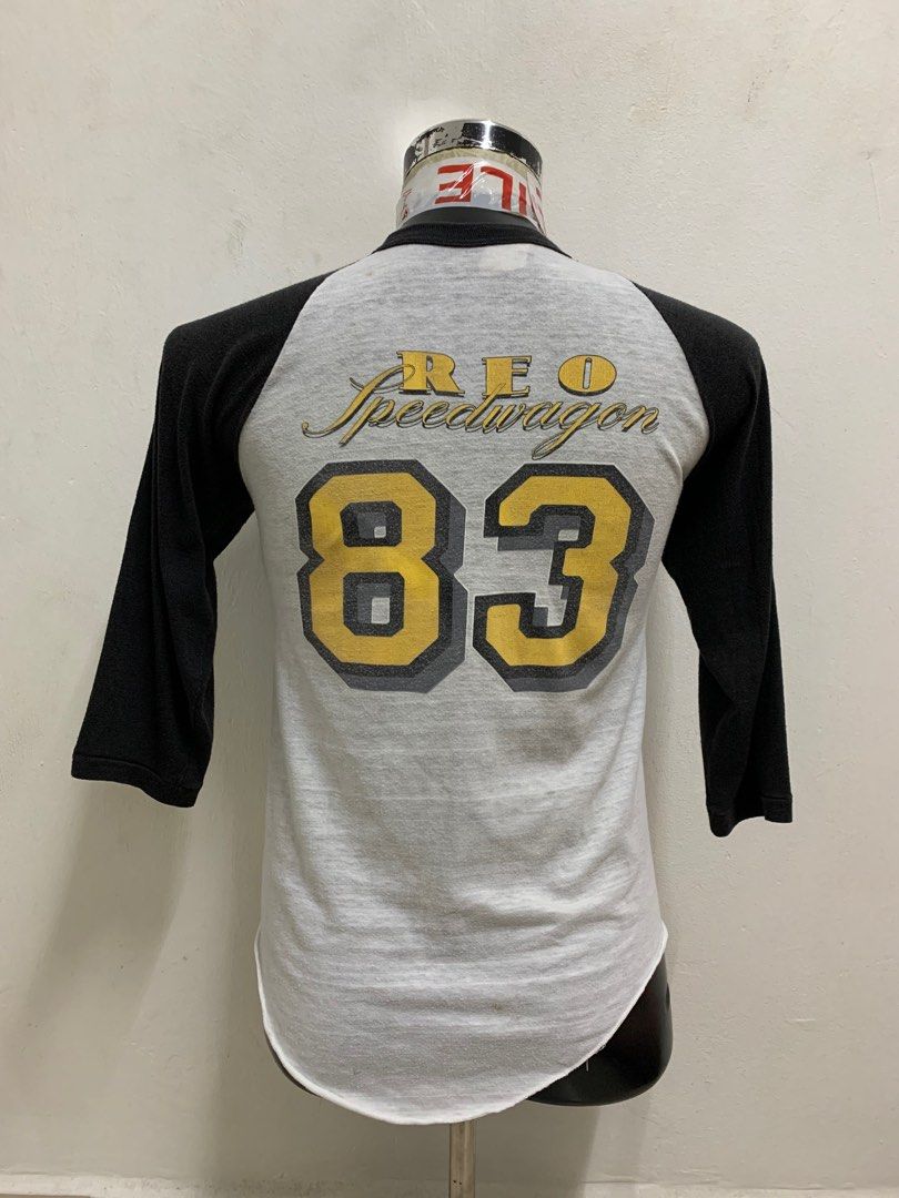 VINTAGE 3q REO SPEEDWAGON 1982, Men's Fashion, Tops & Sets, Tshirts ...