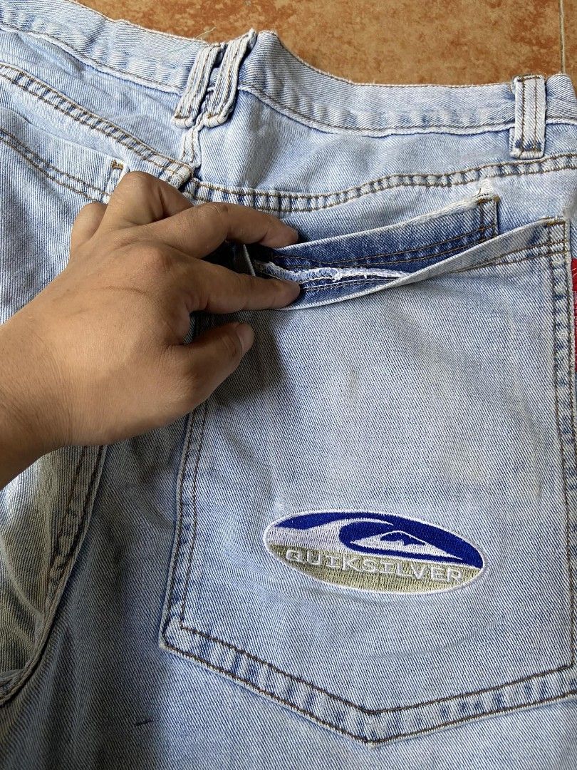 Y2k jorts quicksilver - jnco alternative on Carousell