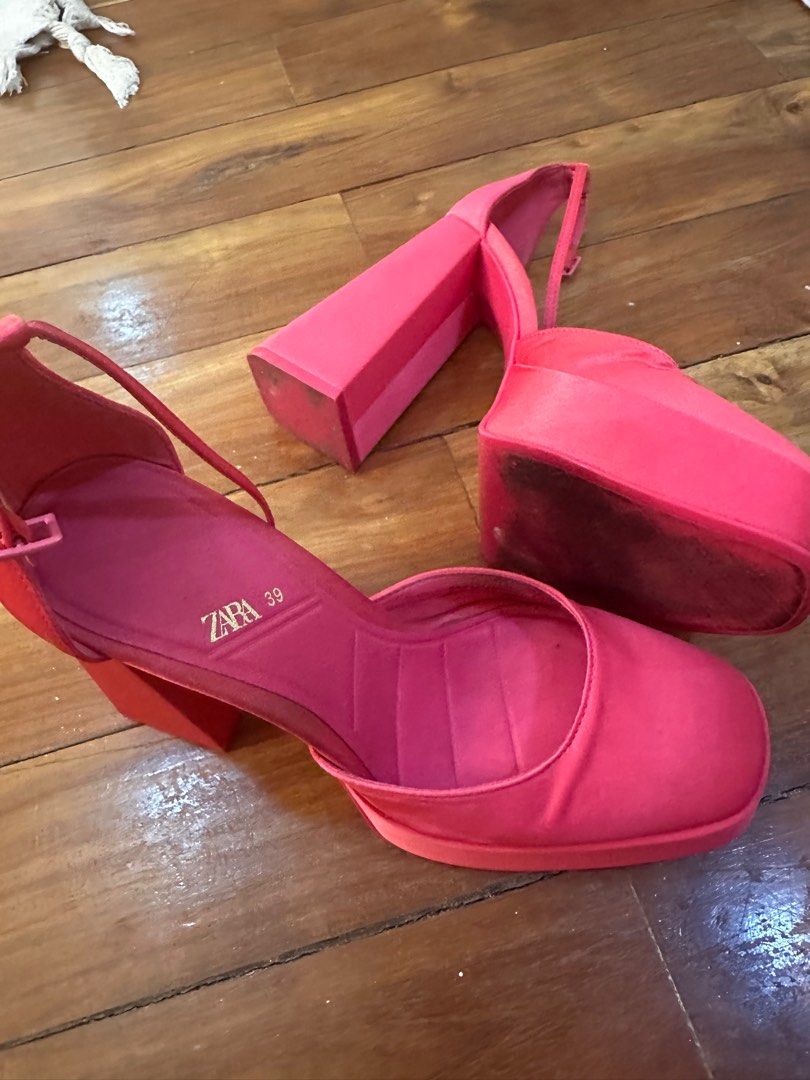 Zara Barbie Platform Heels, Women's Fashion, Footwear, Heels on Carousell