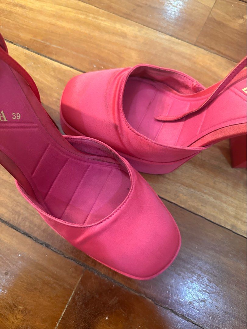 Zara Barbie Platform Heels, Women's Fashion, Footwear, Heels on Carousell