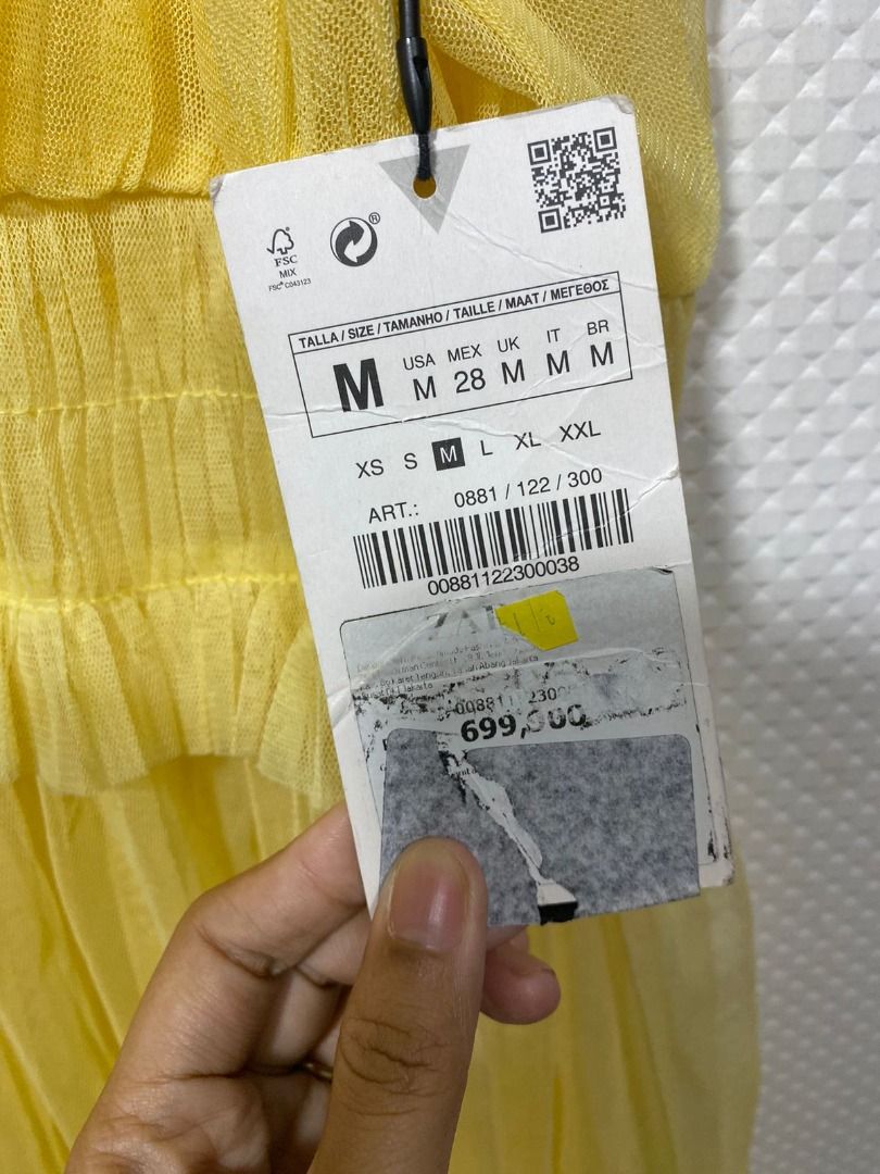 ZARA YELLOW RUFFLED TULLE DRESS, Fesyen Wanita, Pakaian Wanita, Gaun ...