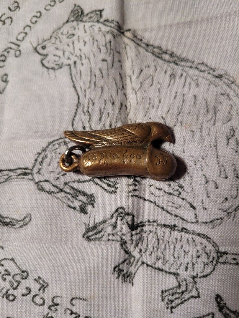 Ac pakong aj ajarn archan salika palakit thai amulet, Hobbies & Toys ...