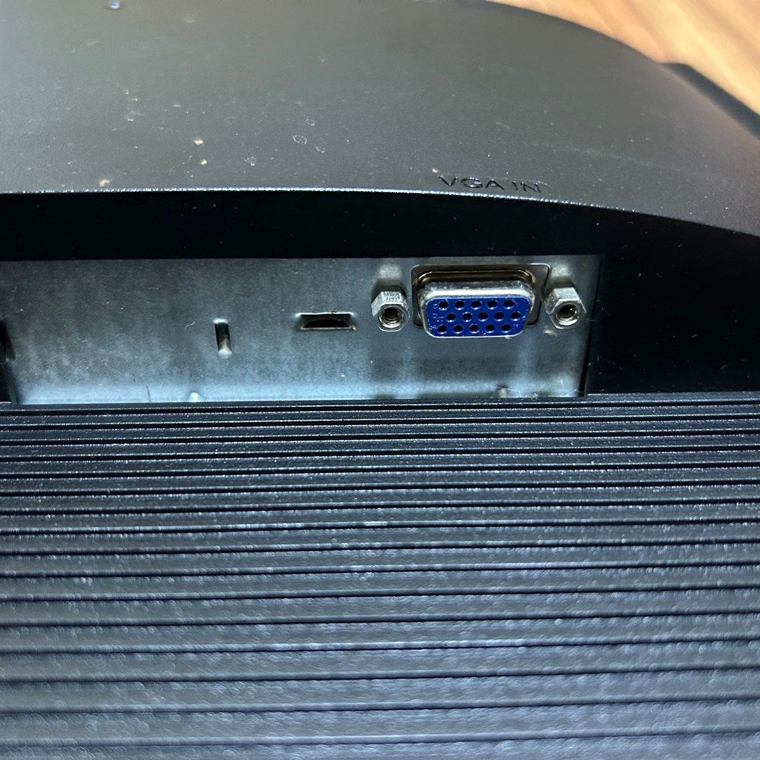 Acer Monitor VGA only, Computers & Tech, Desktops on Carousell