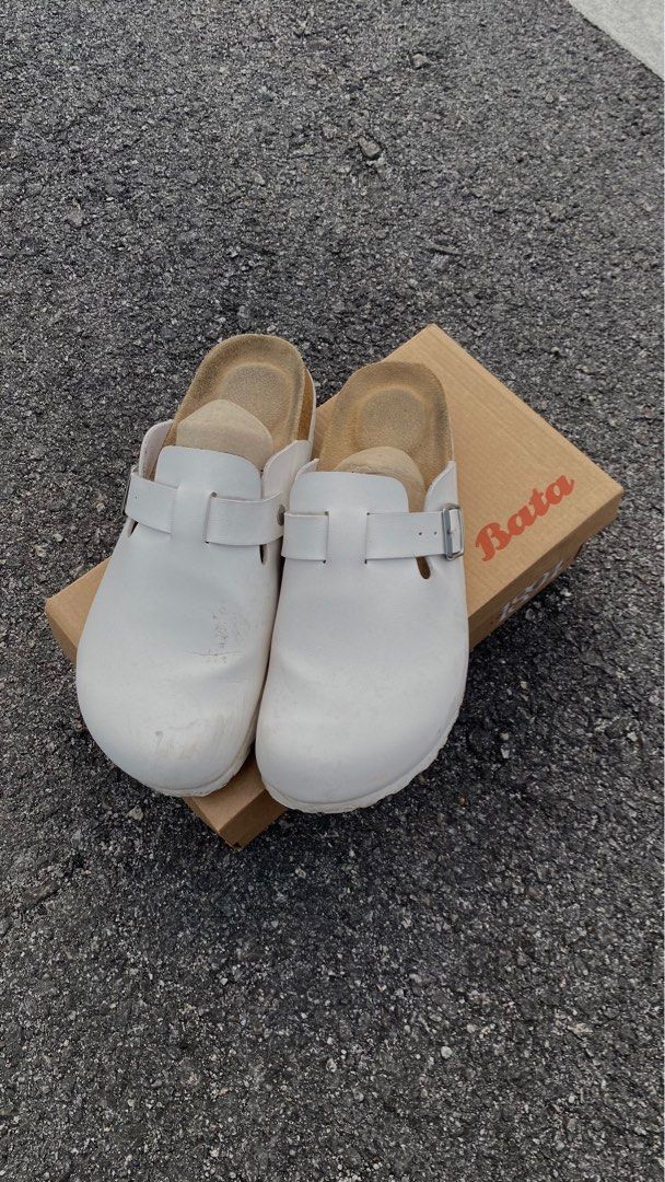 BATA, Men's Fashion, Footwear, Casual shoes on Carousell