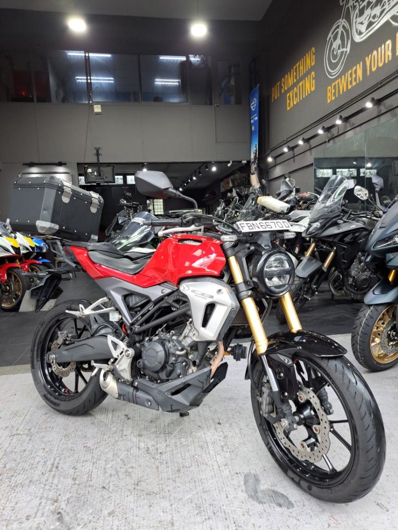 Honda CB150R - COE Expiry Nov 2028 , Motorcycles, Motorcycles for Sale, Class 2B on Carousell