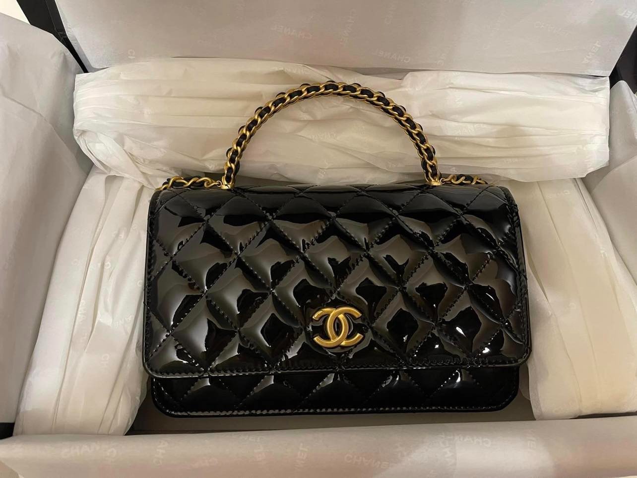 Chanel Woc Top Handle Black Patend Ghw, Luxury, Bags & Wallets on Carousell