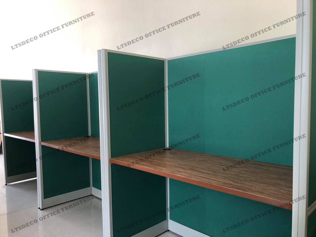 CUBICLE OFFICE PARTITION on Carousell