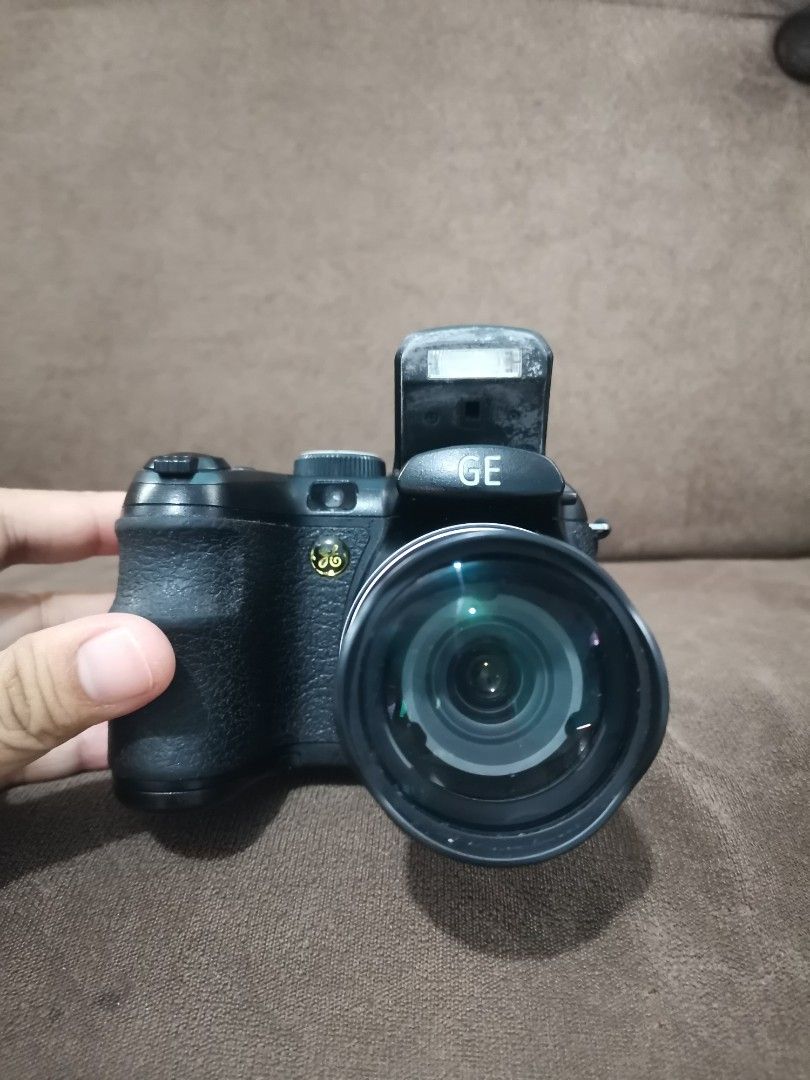 DIGITAL CAMERA GE X500 on Carousell