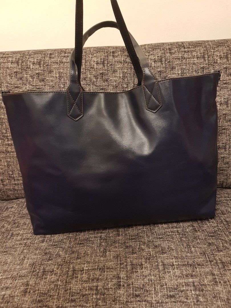 DISNEY TOTE BAG (LEGIT), Women's Fashion, Bags & Wallets, Tote Bags on ...