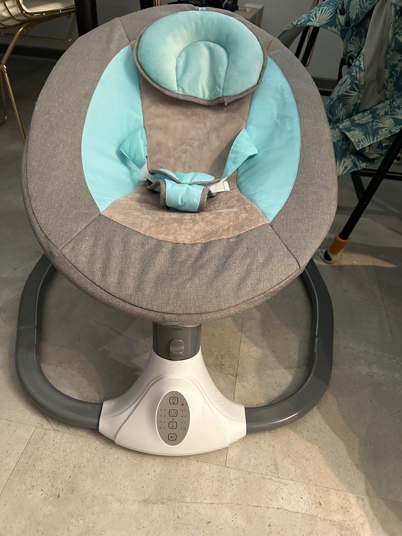 Electric Baby rocker (left-right swing), Babies & Kids, Baby Nursery ...