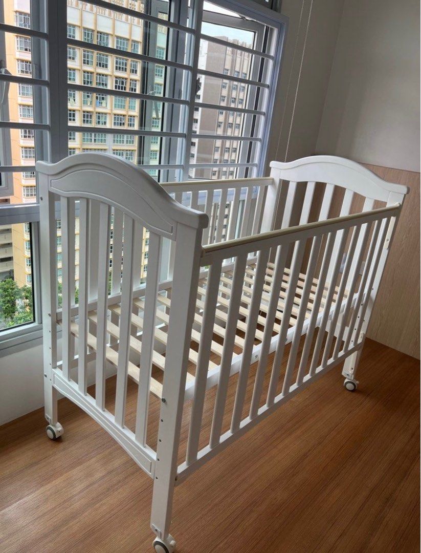 Elise 6-1 convertible baby cot with drop-gate, Babies & Kids, Baby ...