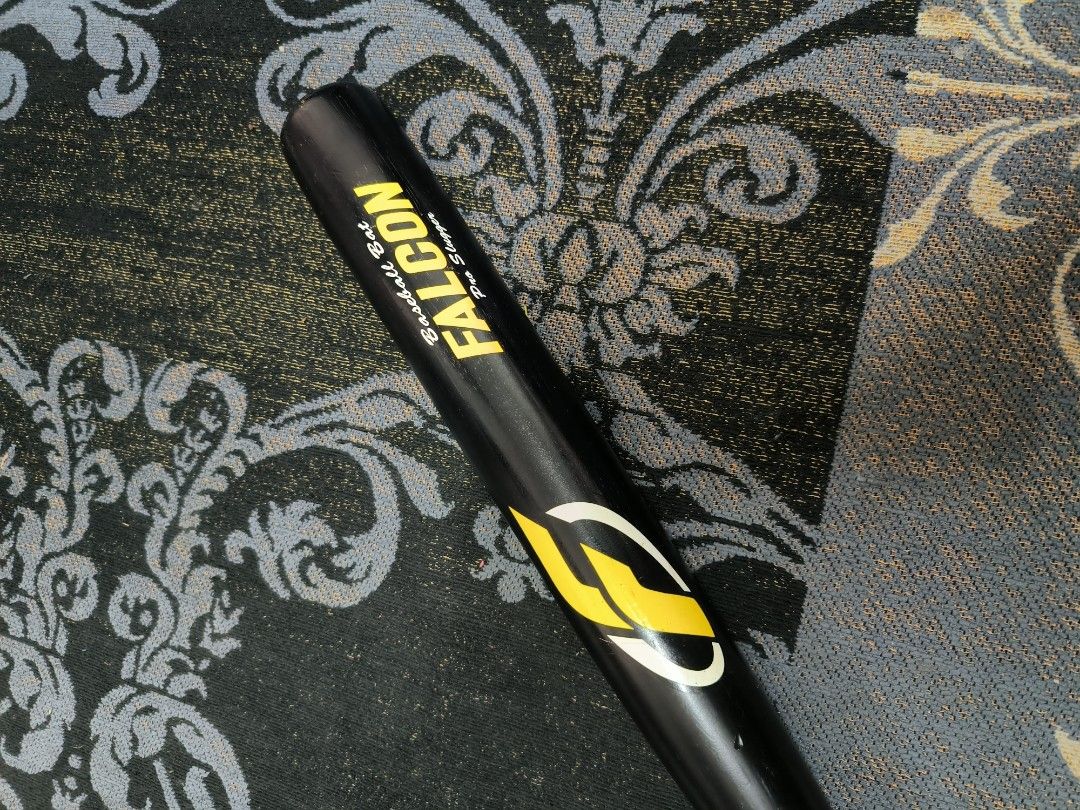 Falcon baseball bat pro slugger, Sports Equipment, Other Sports ...