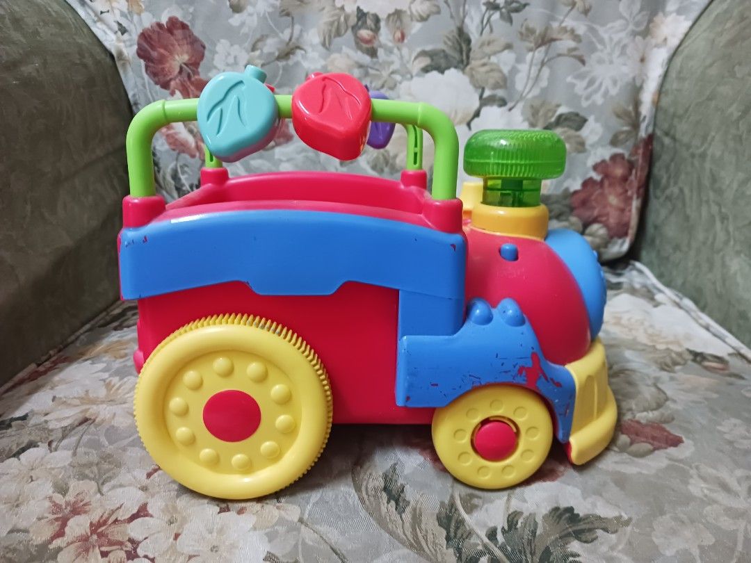 Fisher-Price Amazing Animals Sing and Go Choo-Choo 0, Babies & Kids ...