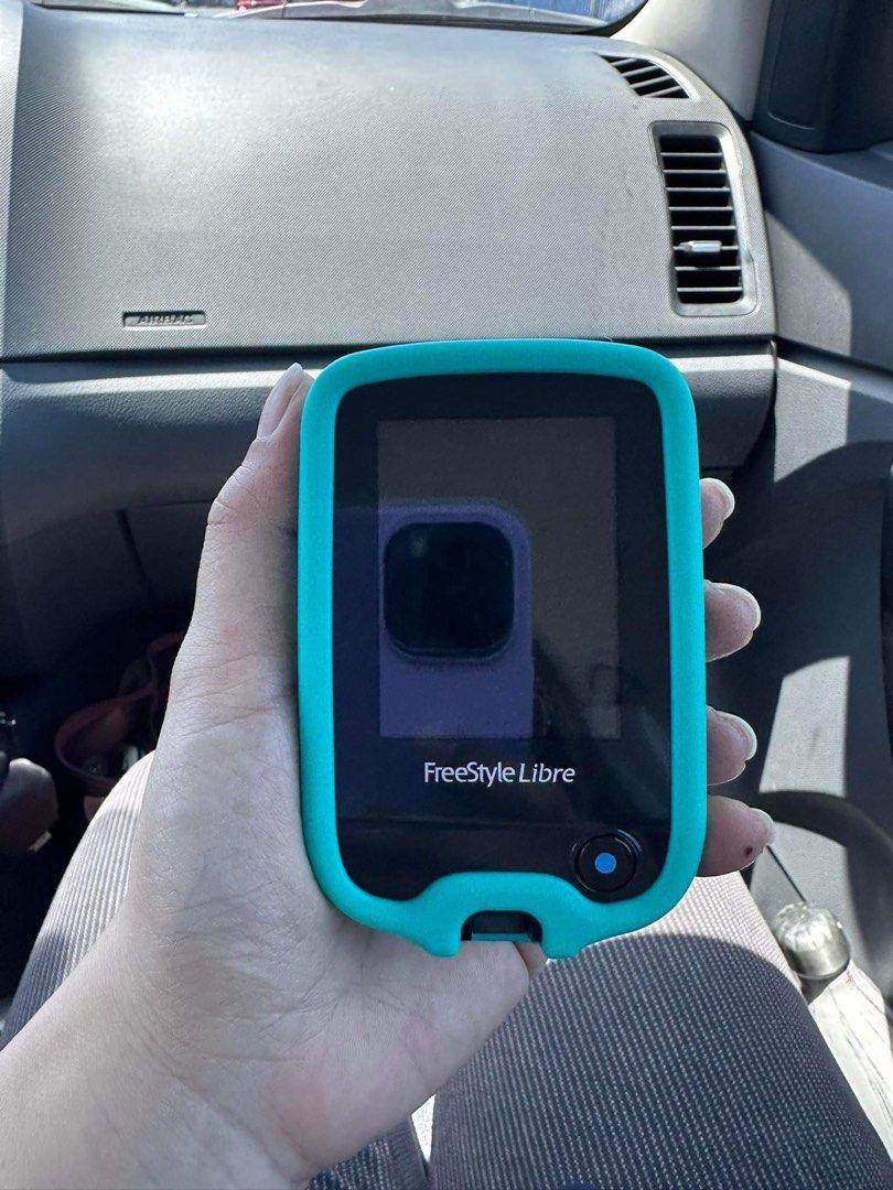 FreeStyle Glucose Monitoring Device on Carousell
