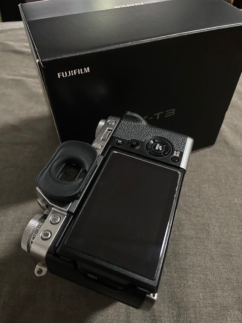 Fujifilm XT3 (silver), Photography, Cameras on Carousell