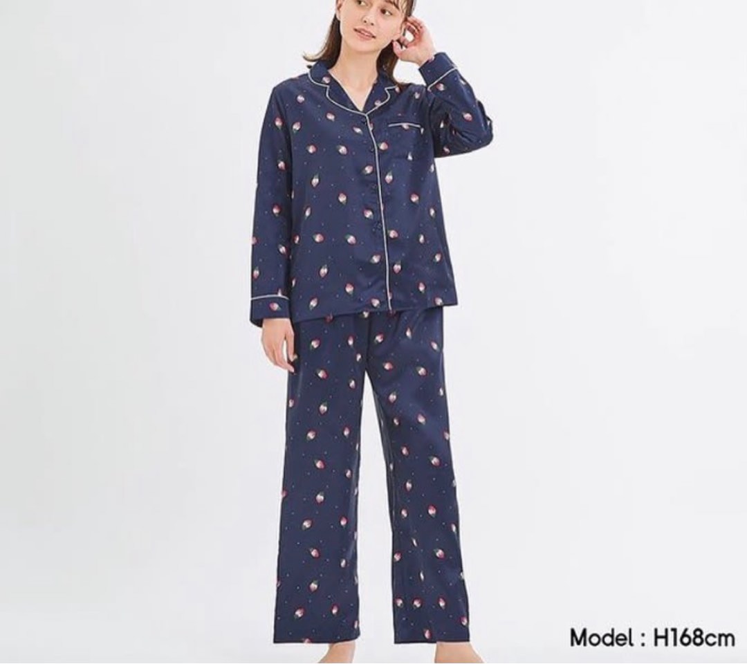 GU BY UNIQLO Pajamas, Fesyen Wanita, Pakaian Wanita, Gaun & Rok di ...