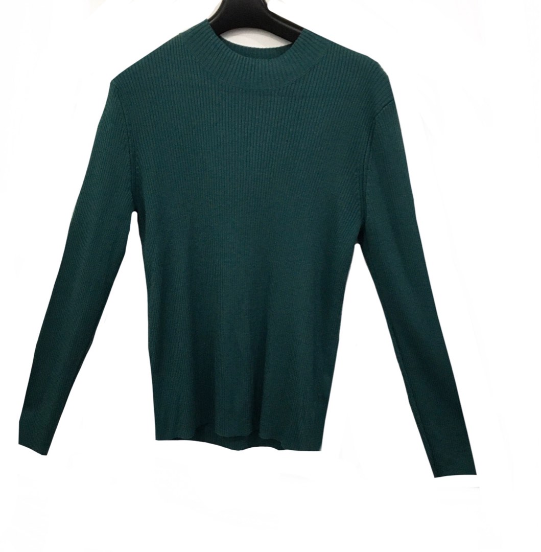 GU by Uniqlo Ribbed Knit Tops on Carousell