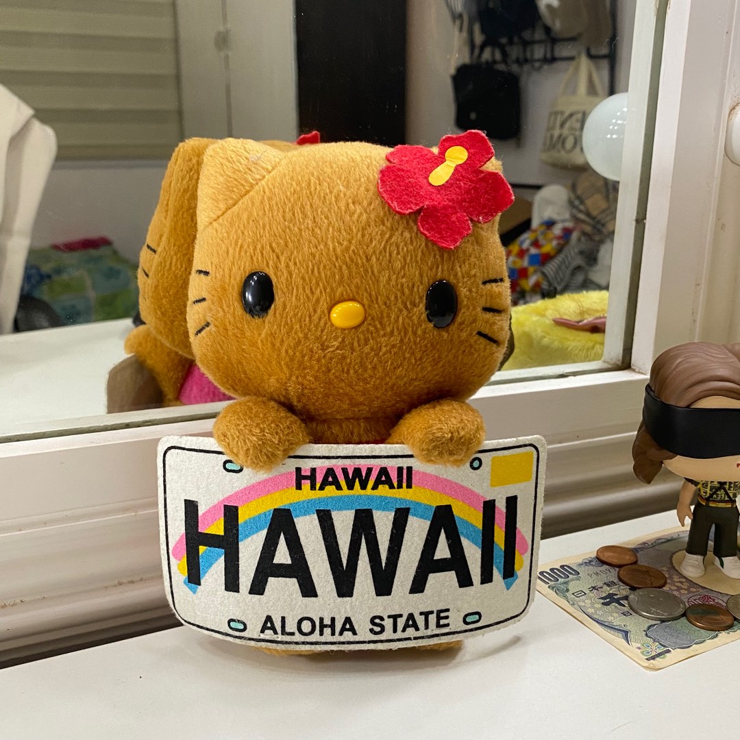 Hello Kitty Tan Hawaii Plate Number on Carousell