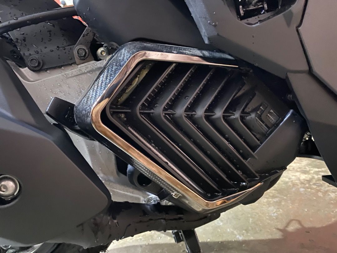 Honda adv 160 radiator and cvt cover, Motorcycles, Motorcycle ...