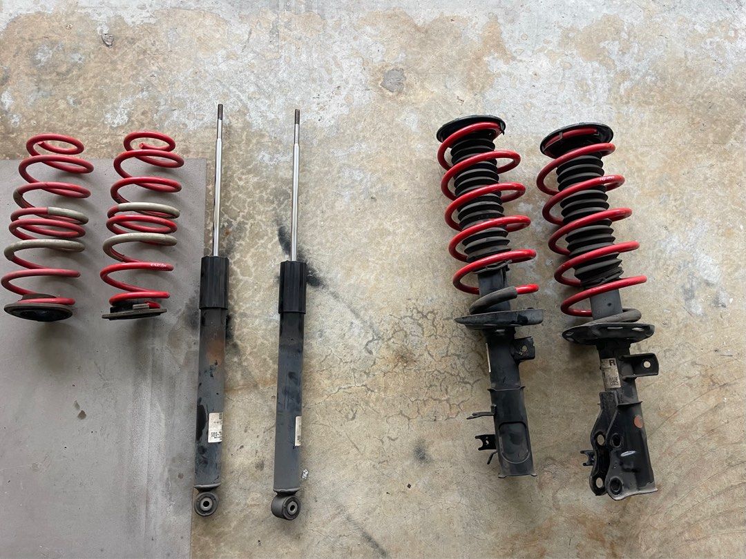Honda Vezel Stock Suspension Fitted With Tanabe Lowering Spring, Car ...
