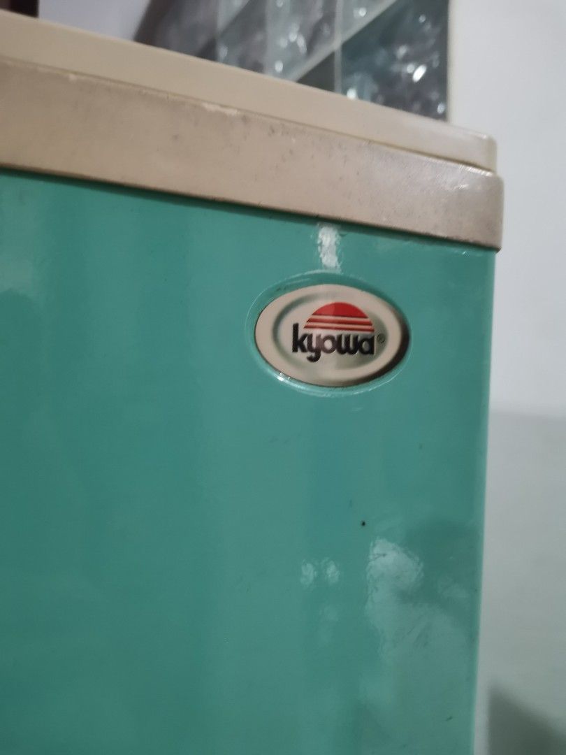 Kyowa Rice Dispenser 50 kg, TV & Home Appliances, Kitchen Appliances ...