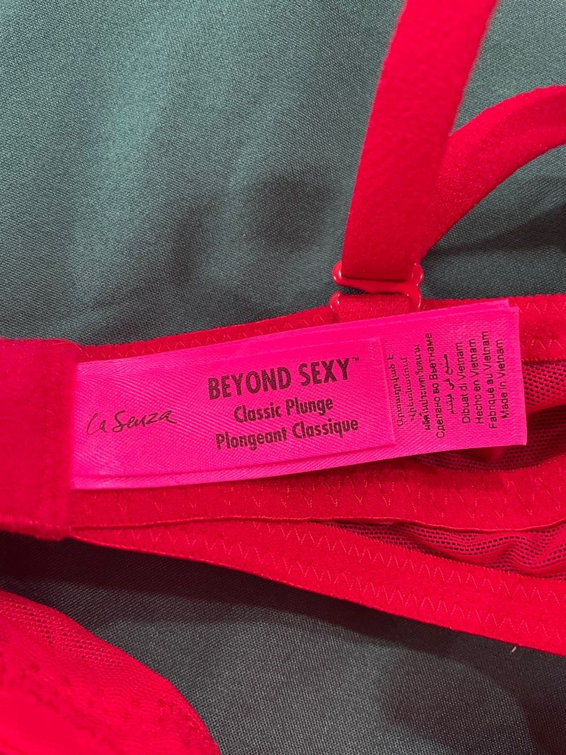 La Senza red lingerie bra, Women's Fashion, New Undergarments ...