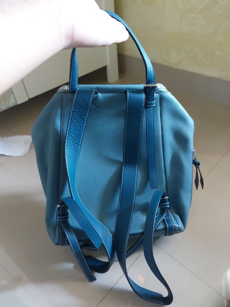 Loewe dumbo backpack, Barang Mewah, Tas & Dompet di Carousell