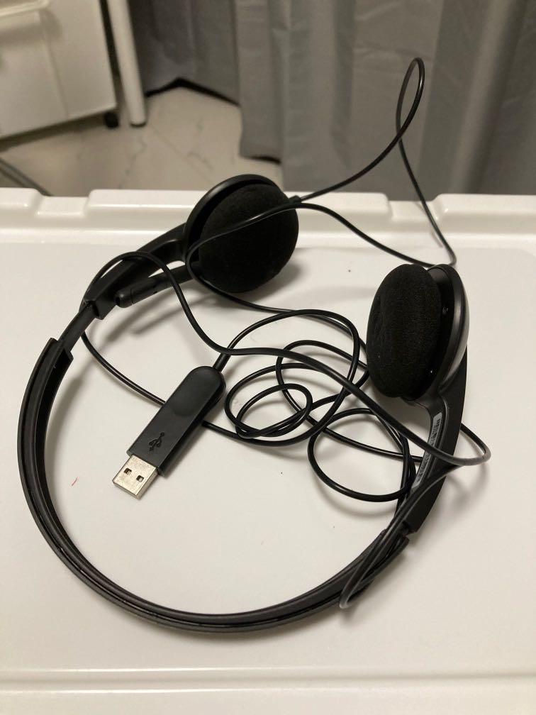 Logi Usb headphone 耳機, 手提電話, 其他裝置 - Carousell