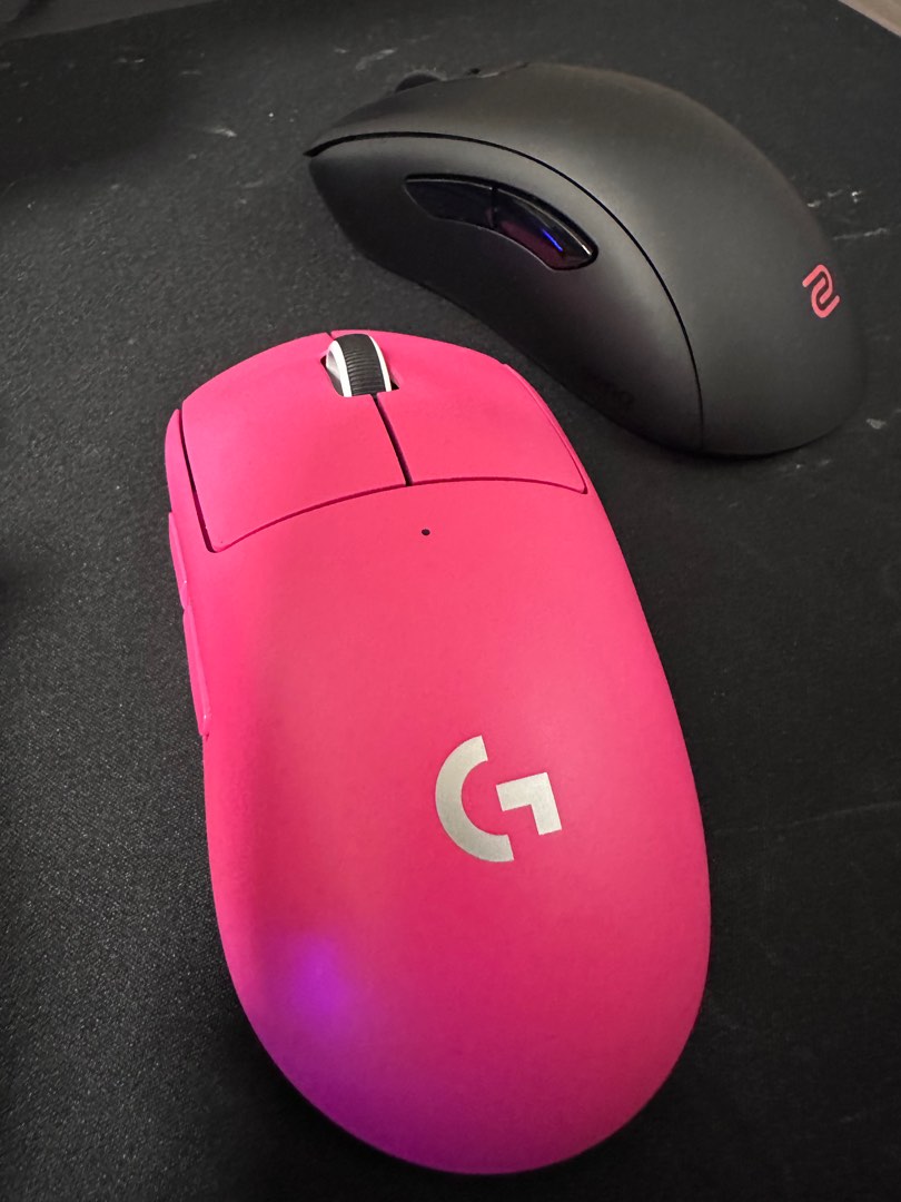 Logitech superlight Wireless Mouse, Computers & Tech, Parts ...