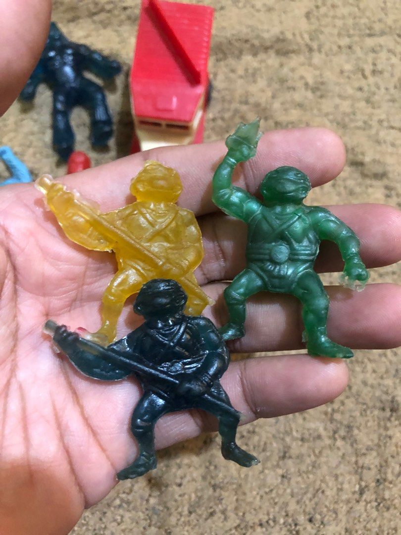 Lot set of vintage 90s pinoy collectibles on Carousell