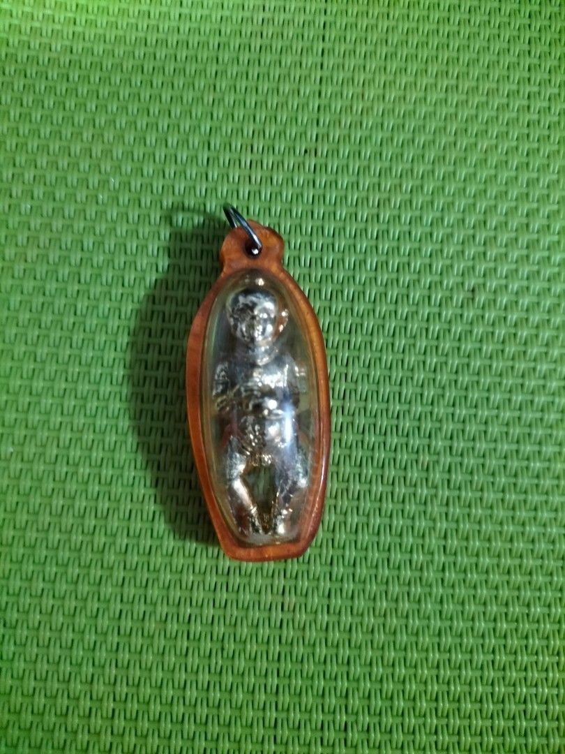 Lp Kuay kumanthong Roop lor, Hobbies & Toys, Memorabilia & Collectibles ...