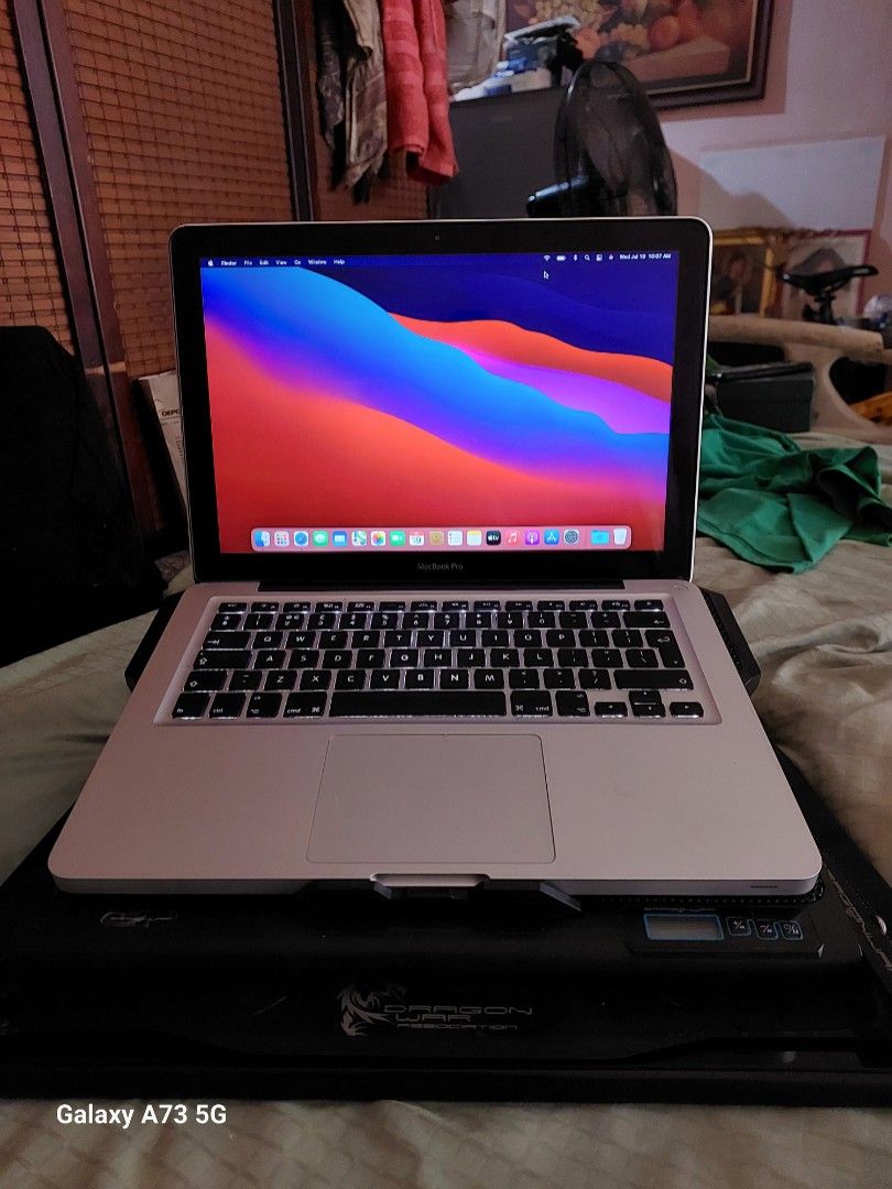 macbookpro 2011 core i5 8gb ram 500gb hdd macos BIGSUR with orig ...
