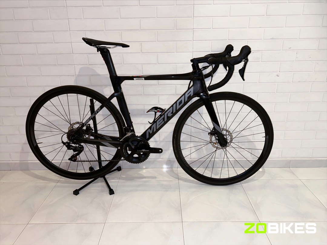 Merida Reacto 4000 Disc 2020 R7020 Expert CW Wheelset Full Road Bike, Sports Equipment, Bicycles ...