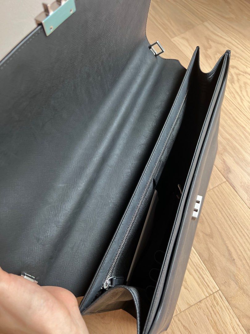 Montblanc Satorial Single Gusset Briefcase, Men's Fashion, Bags ...