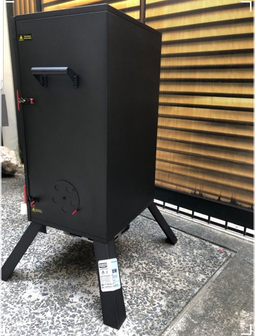 BRANDNEW Wide Body COOLABAH LPG Gas Smoker BBQ Glass Door 3 Shelves ok ...