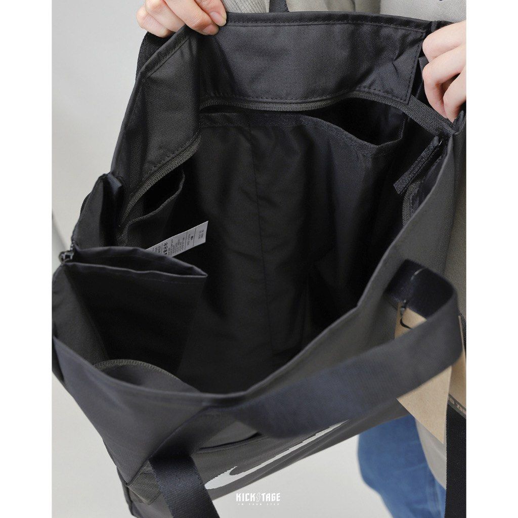 NIKE GYM TOTE 黑色 大勾 托特包 兩用 手提 肩背 可擴展 多夾層 防潑水【DR7217-010】實用袋 健身袋 做GYM ...