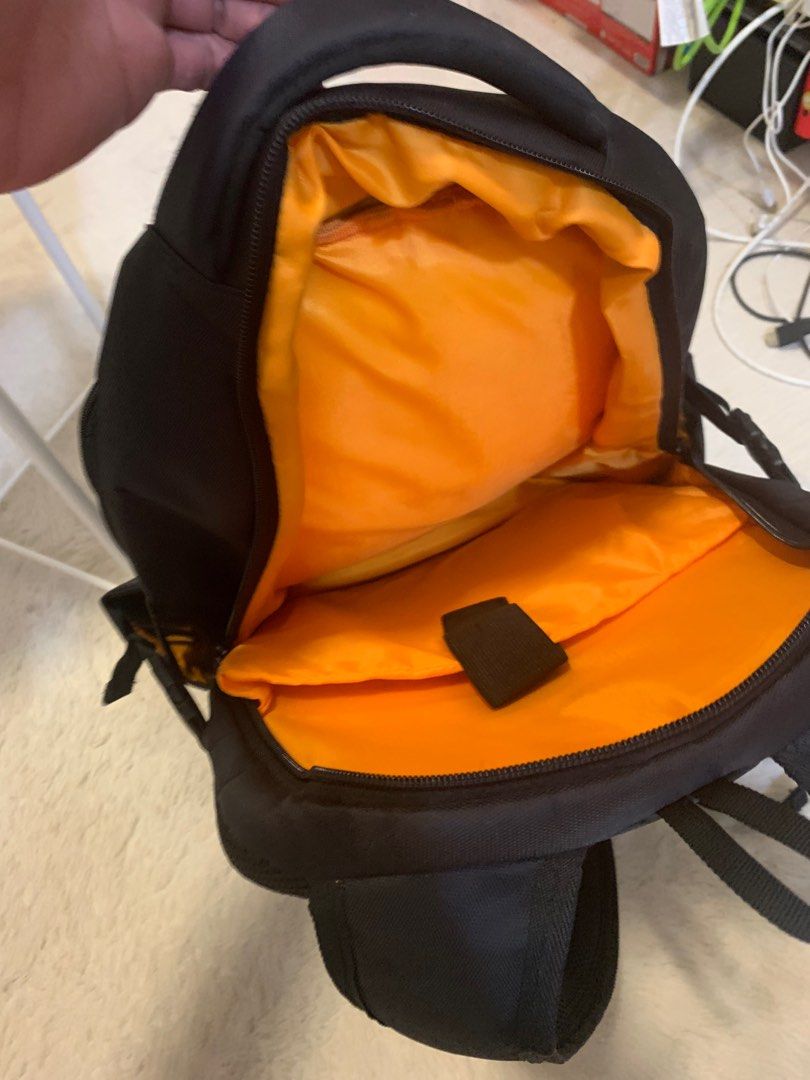 NUS MBA backpack, Men's Fashion, Bags, Backpacks on Carousell