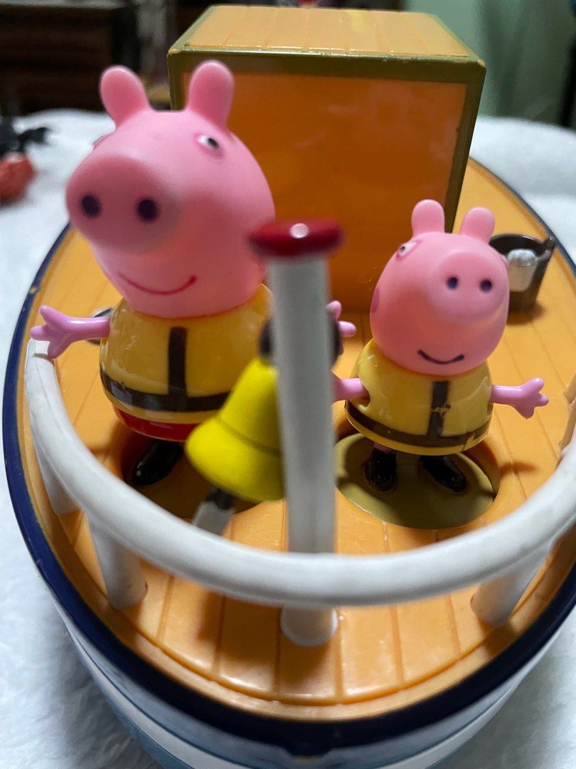 Original Peppa Pig boat with Peppa and George on Carousell