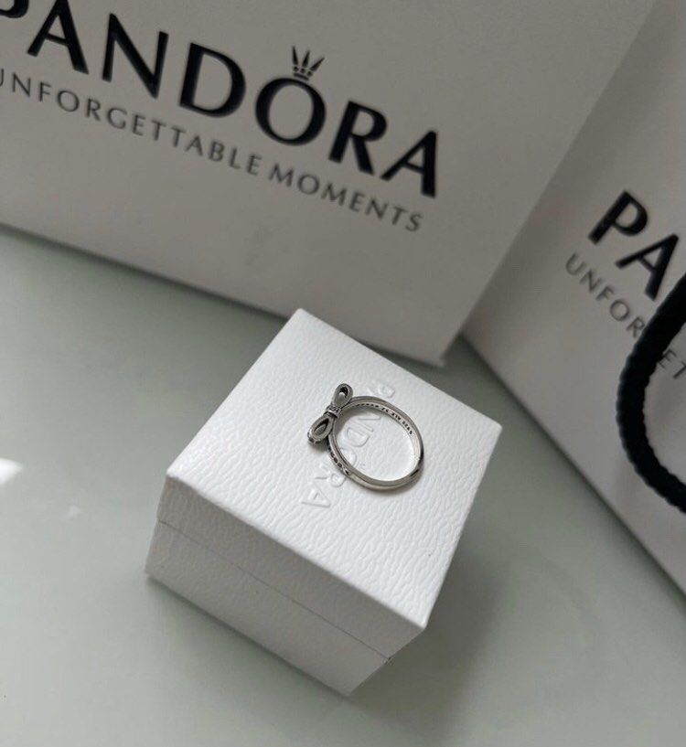 Pandora Classic Bow Ring, Women's Fashion, Jewelry & Organizers, Rings ...