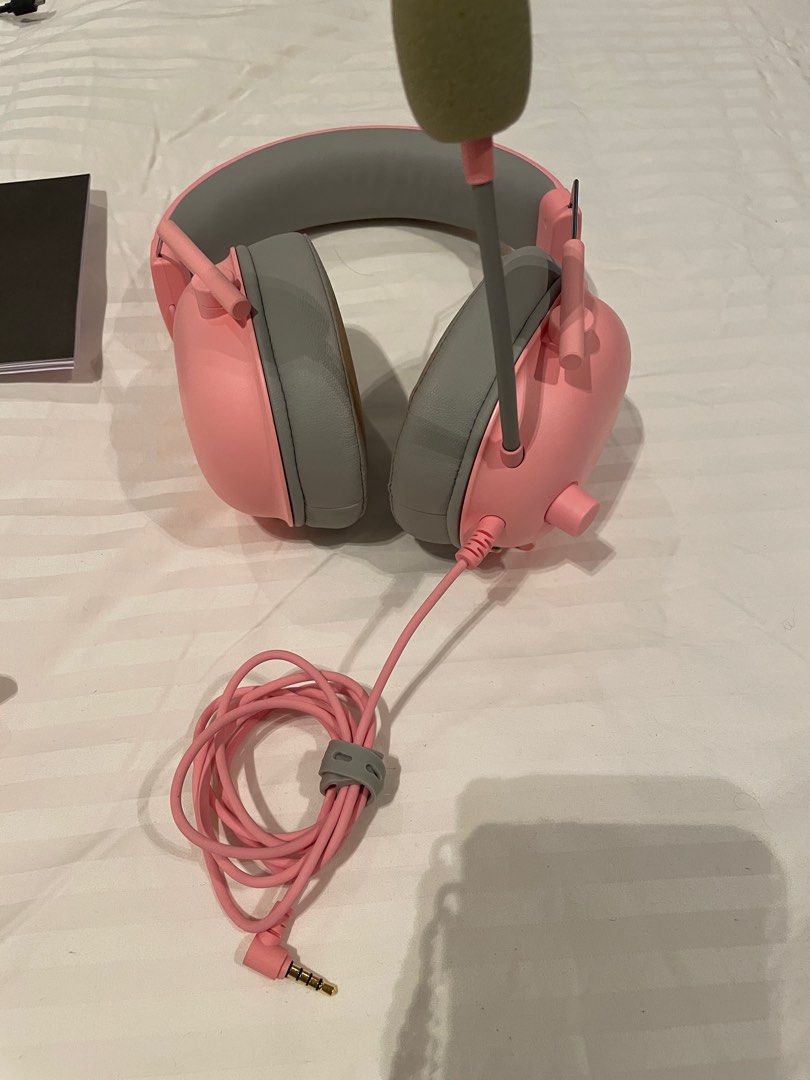 RAZOR BLACKSHARK V2 X gaming headset PINK, Audio, Headphones & Headsets ...