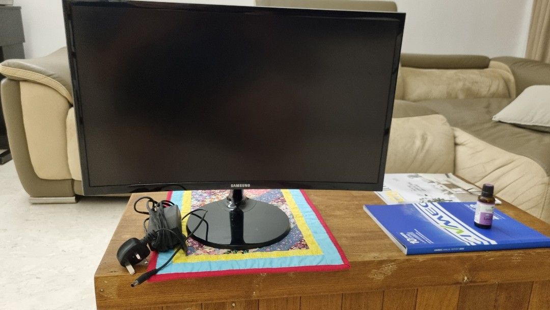 Samsung 24 inch curved monitor, Computers & Tech, Parts & Accessories ...