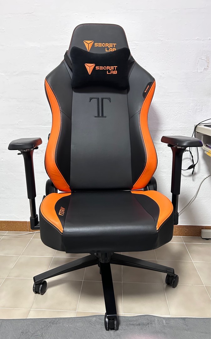 Secret Lab Gaming Chair, Furniture & Home Living, Furniture, Chairs on ...