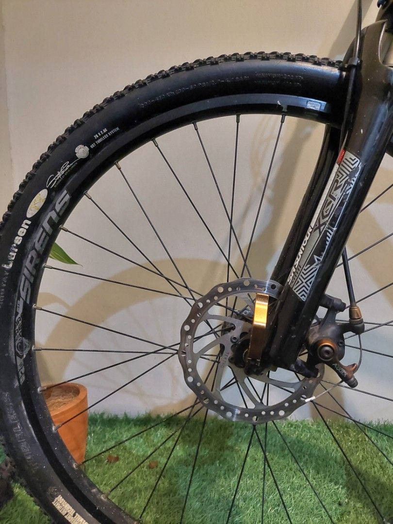 Sepeda polygon cozmic DX 1.0 dirt jump on Carousell